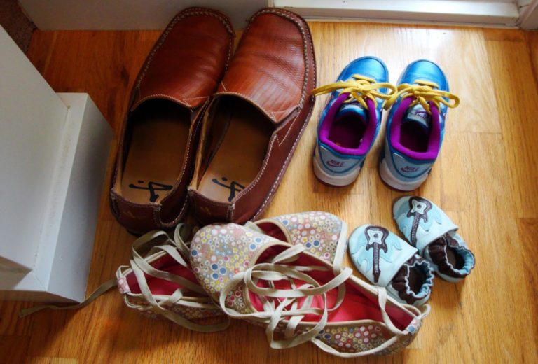 Insole, Salah Satu Bagian dari Sepatu - The Sole Studio